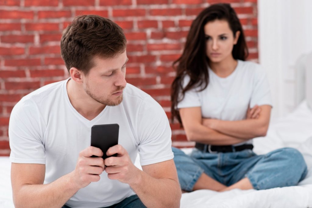 20 Signs Of Cheating: How To Tell If Your Man Is Cheating Sexually